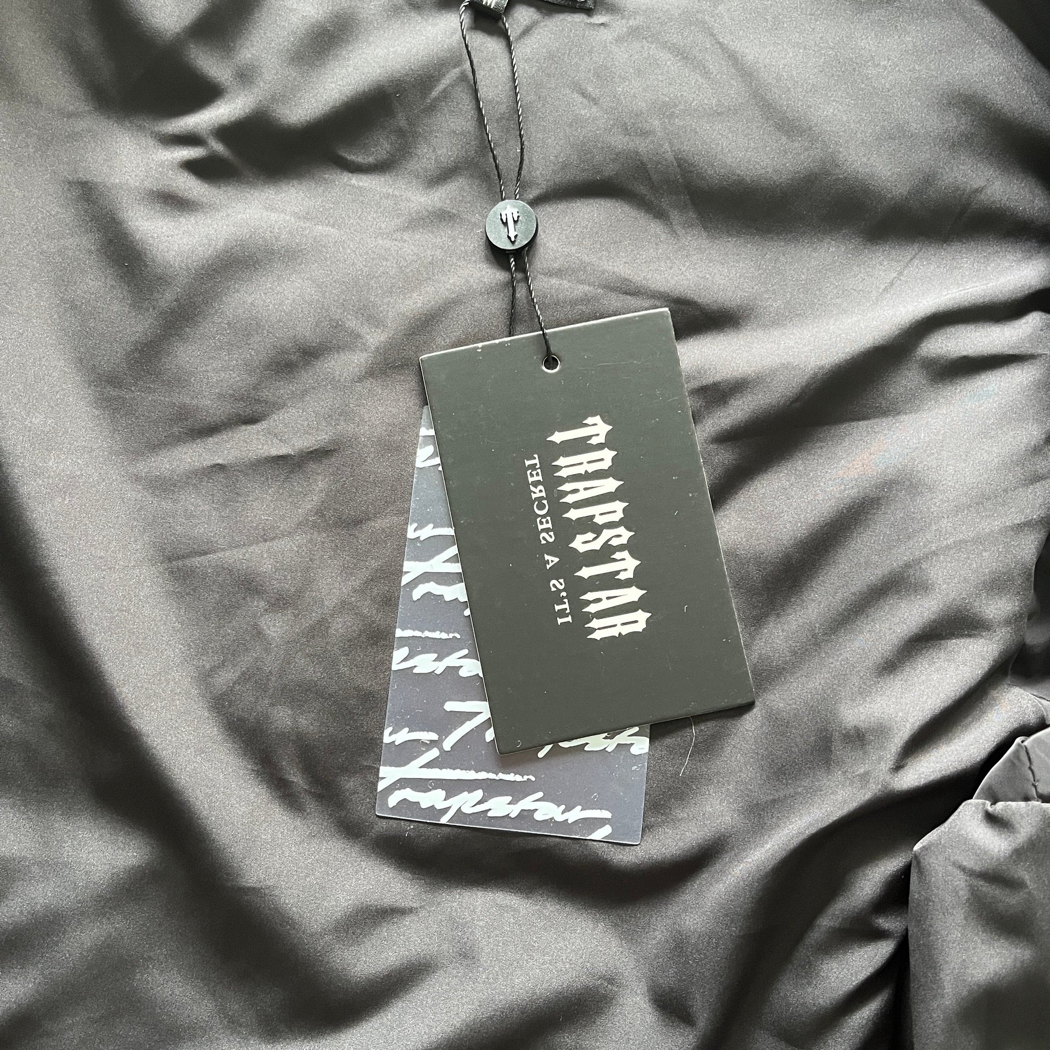 Hyperdrive Gilet - Black/Red,Trapstar jacket – ROGEDA T